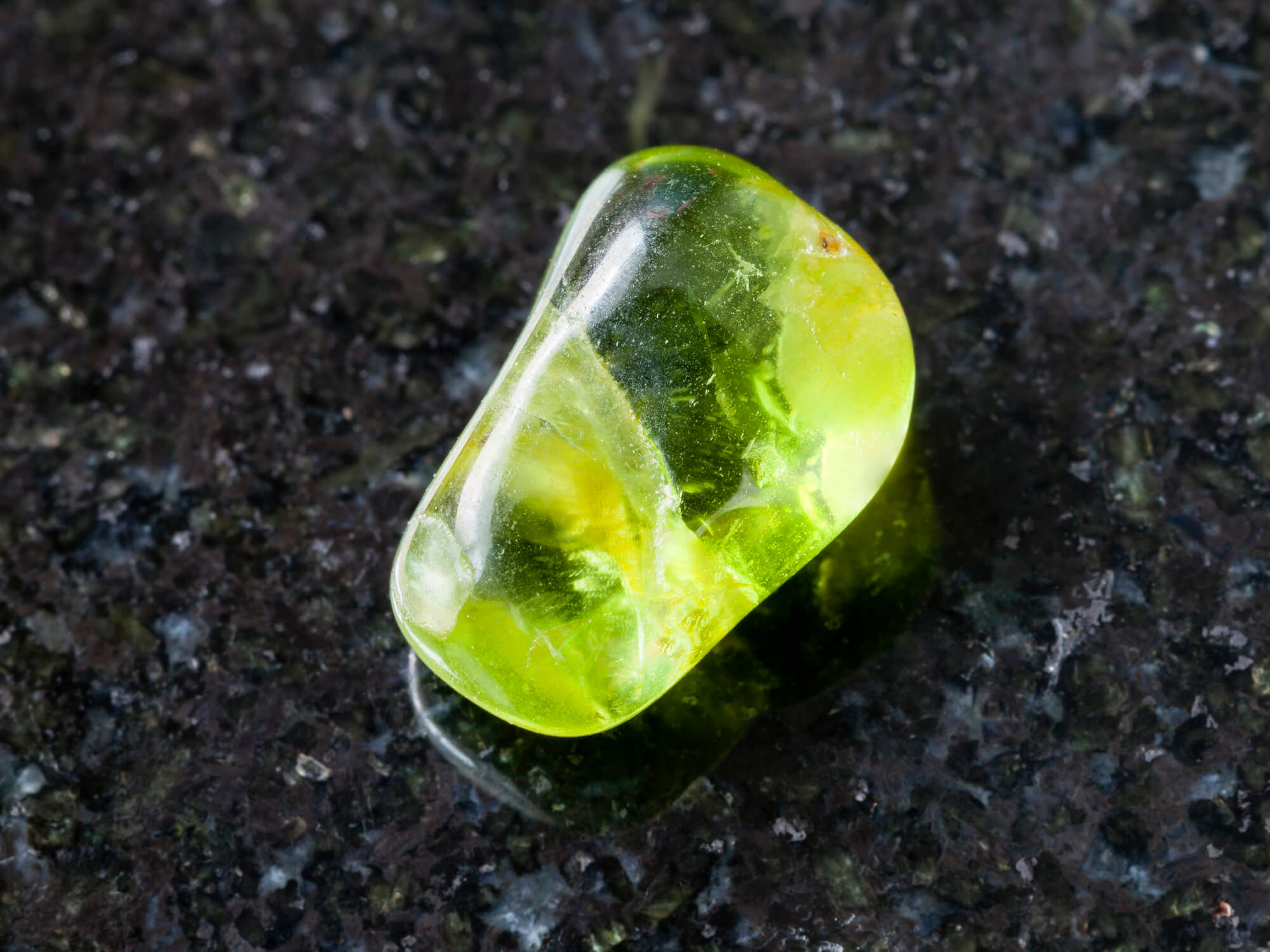 August Birthstones [Peridot, Sardonyx, and Spinel]